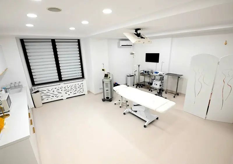 Lipoaspirație laser » ProLipo Plus » Dr. Dana Miricioiu